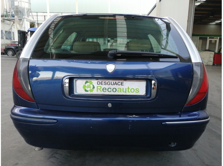 lancia lybra station wagon del año 1999