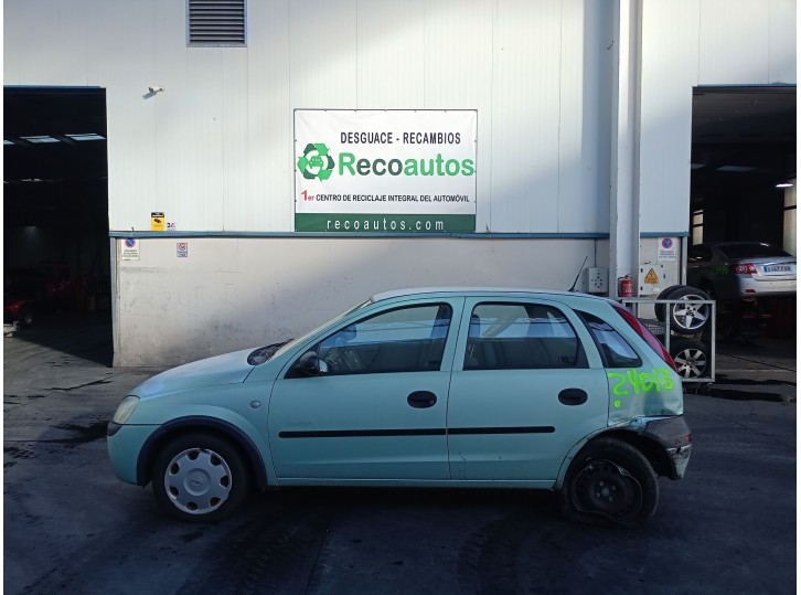 opel corsa c del año 2001